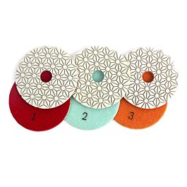 4" 3 Step Flower Pathern White Back Wet Pad